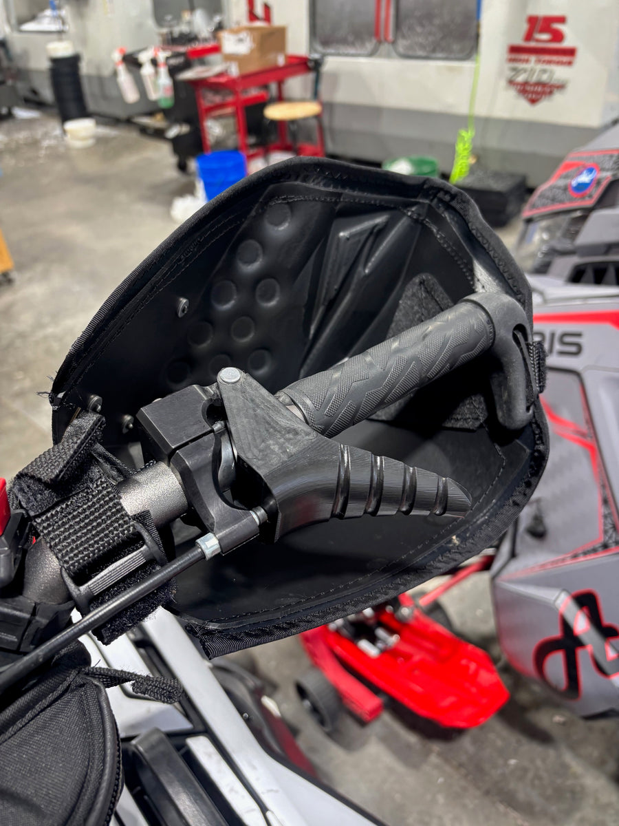 Skinz Burandt Grizzly CUB Gauntlet – Avid Products